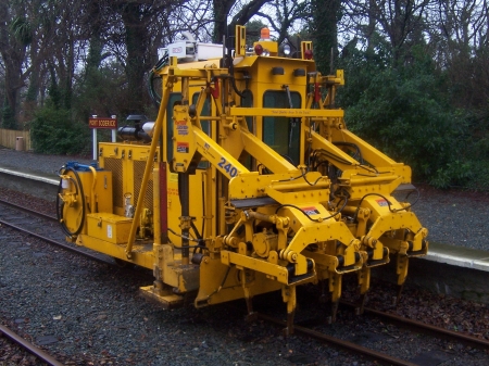 Harsco Tamping Unit | Manx Electric Railway Online